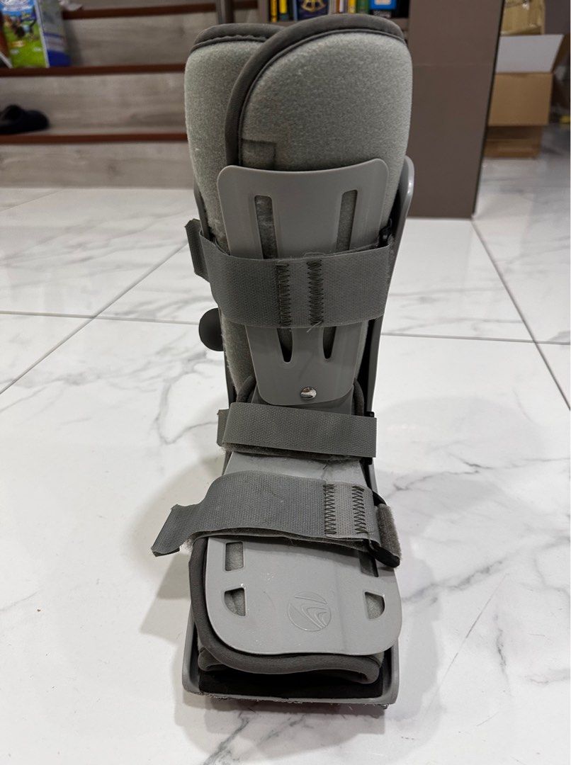 Walker Genesis Mid Calf Boot, Health & Nutrition, Braces, Support ...