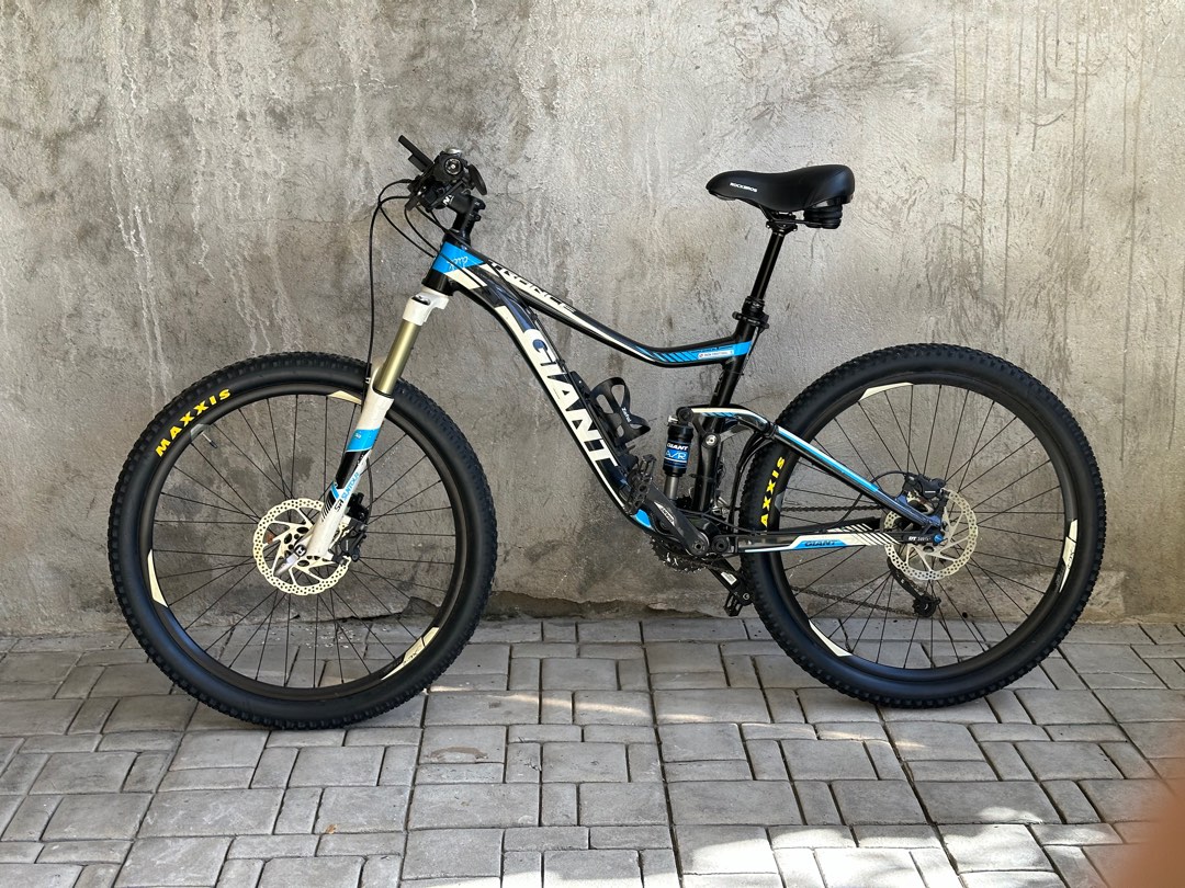 Giant Trance 27.5 Medium Size Frame, Sports Equipment, Bicycles & Parts ...