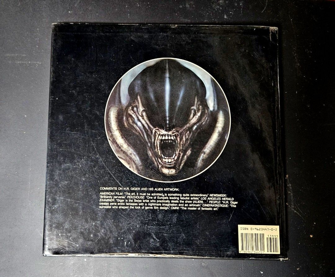 GIGER'S ALIEN - FILM DESIGN 20TH CENTURY FOX, 興趣及遊戲, 書本 & 文具, 雜誌及其他 ...