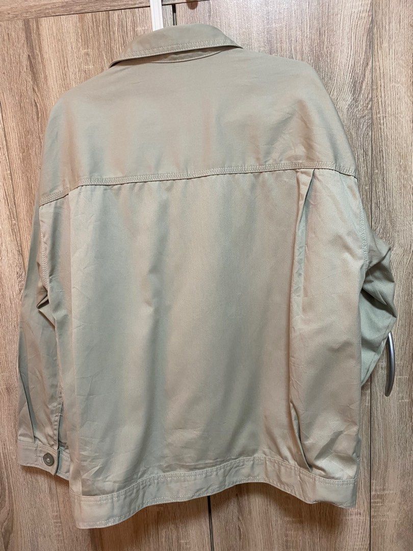 GU chef jacket, Men's Fashion, Coats, Jackets and Outerwear on Carousell