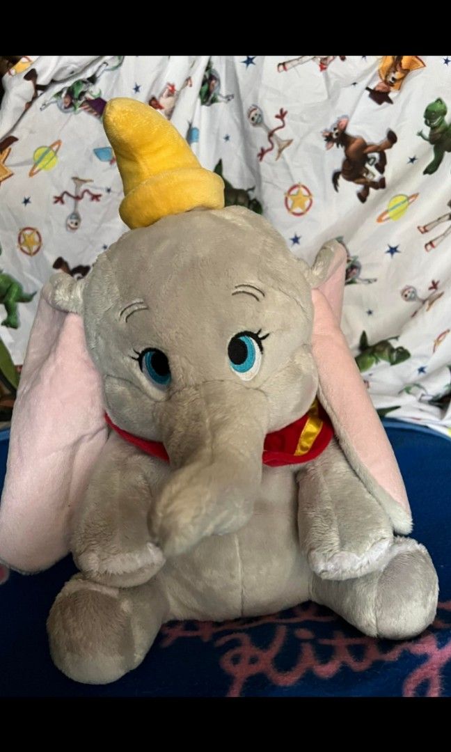 Hk disneyland Dumbo Mascot size plush, Hobbies & Toys, Toys & Games on ...