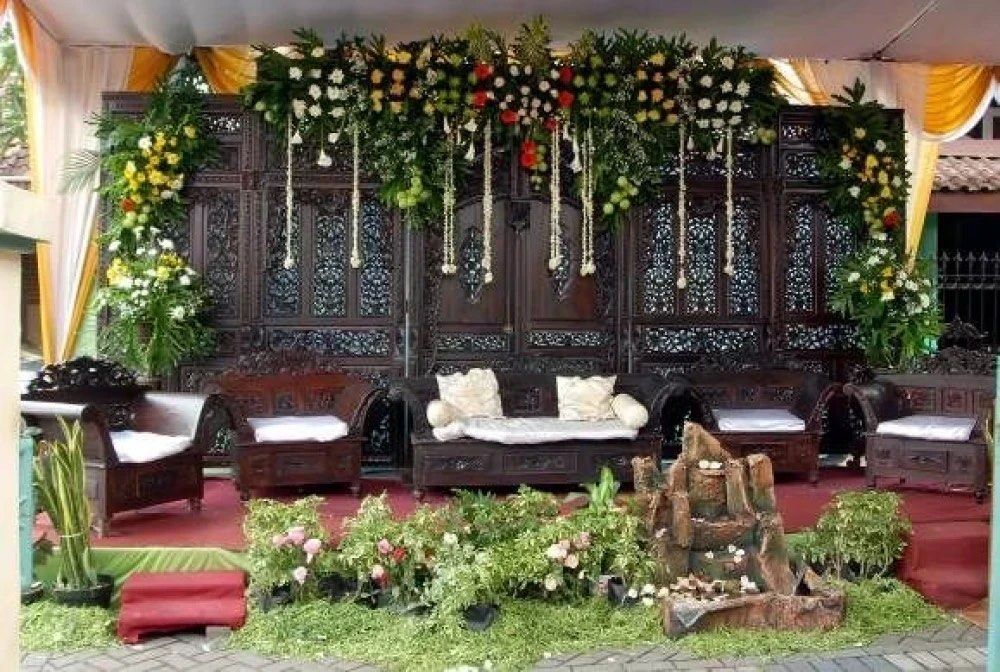 Indonesian Javanese Wedding and traditional event Decorations ...