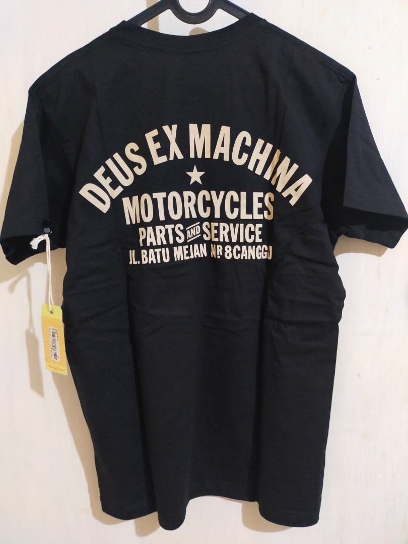 KAOS DEUS EX MACHINA ORIGINAL BALI, Fesyen Pria, Pakaian , Atasan di ...