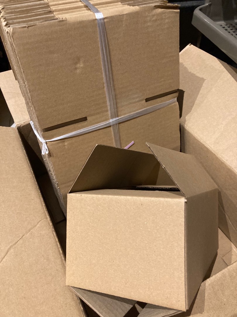 Kraft Corrugated Box, Hobbies & Toys, Stationary & Craft, Craft ...