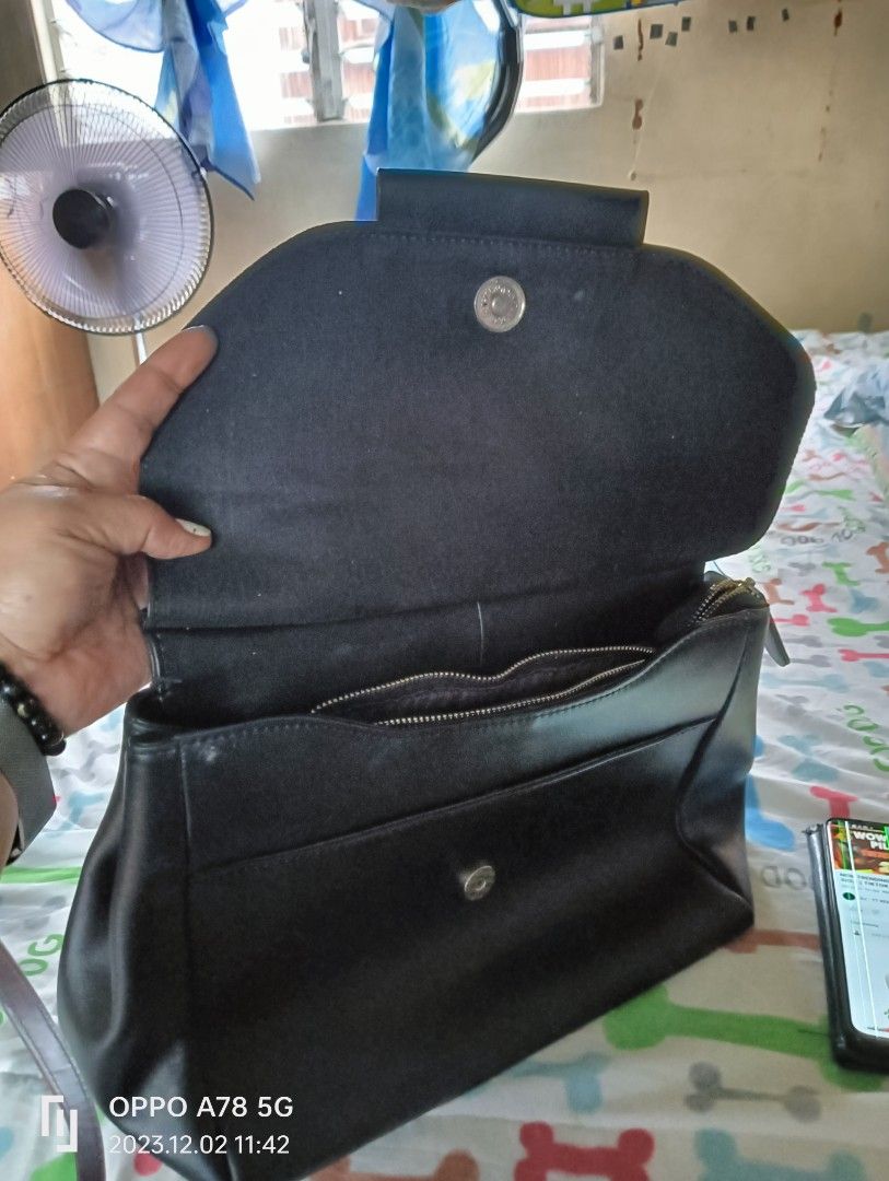 Leather two wag Bag, Women's Fashion, Bags & Wallets, Purses & Pouches ...