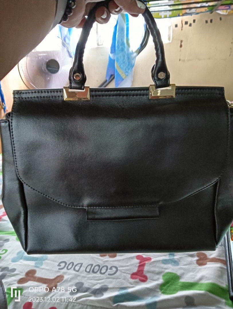 Leather two wag Bag, Women's Fashion, Bags & Wallets, Purses & Pouches ...