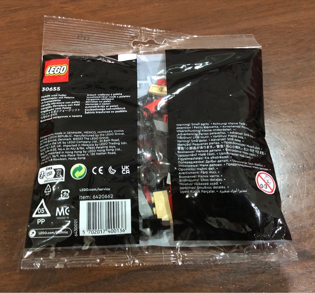 Lego technic 30655 Forklift with Pallet, Hobbies & Toys, Toys & Games ...