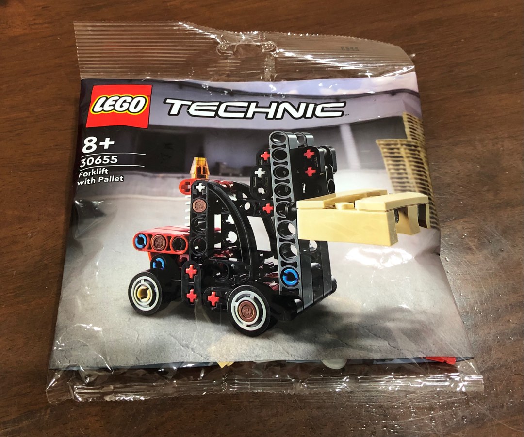 Lego technic 30655 Forklift with Pallet, Hobbies & Toys, Toys & Games ...