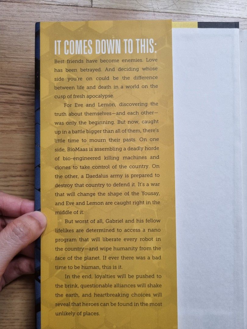 Lifelike - Jay Kristoff - English Book - Hardcover, Hobbies & Toys ...