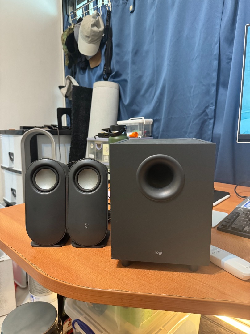 LOGITECH Z407, Audio, Soundbars, Speakers & Amplifiers on Carousell