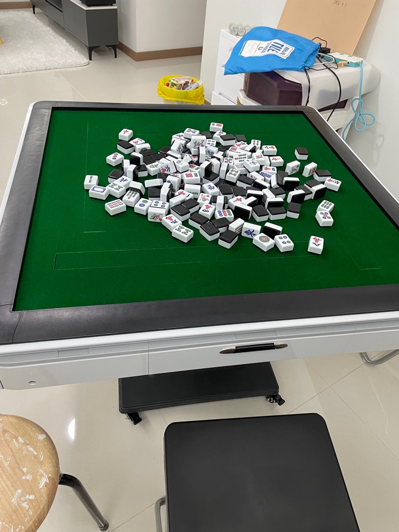 Auto table mahjong, Furniture & Home Living, Furniture, Tables & Sets ...