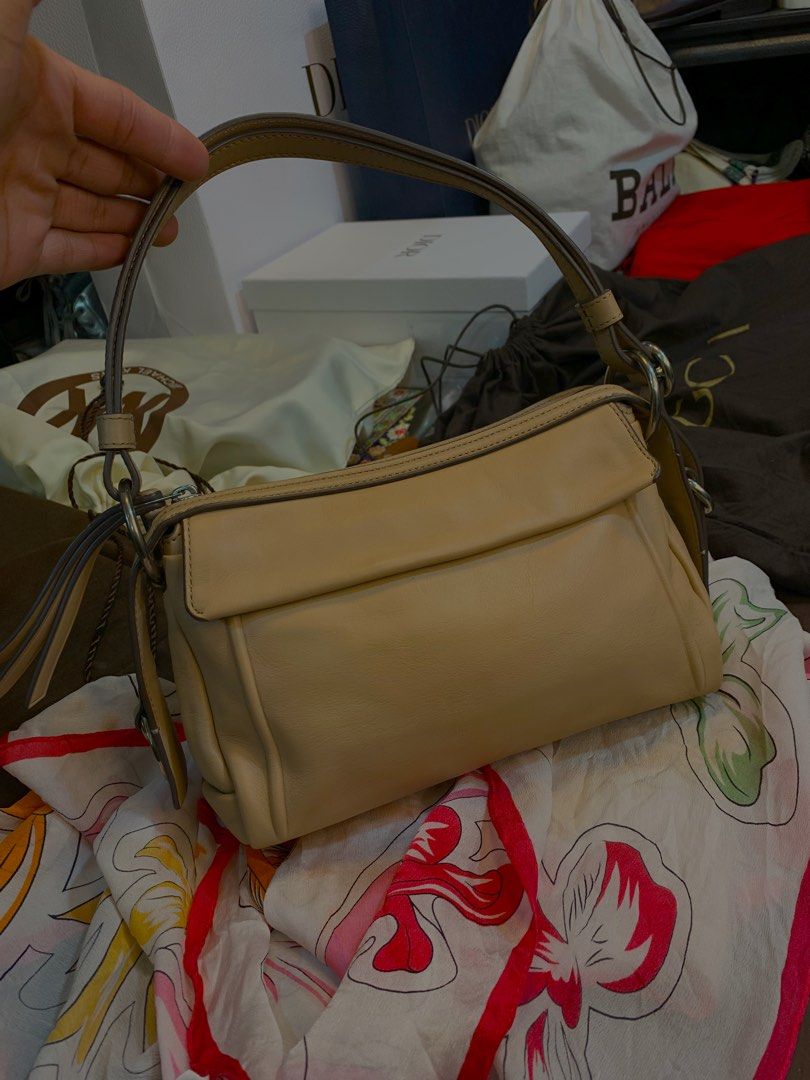 MARC JACOBS PRISM 24, Luxury, Bags & Wallets on Carousell