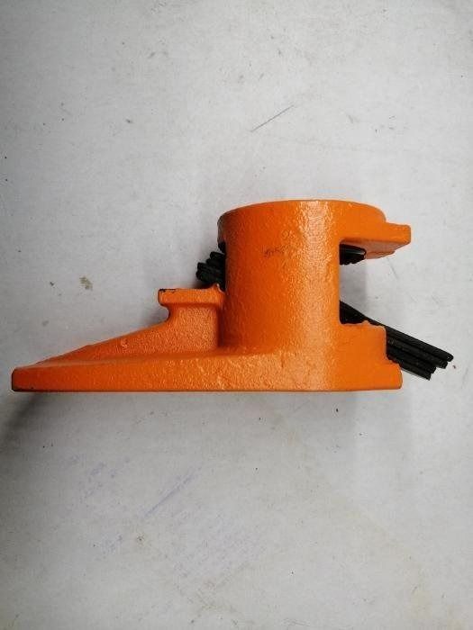 Mega Pipe Clamp (Orange), Commercial & Industrial, Construction Tools ...
