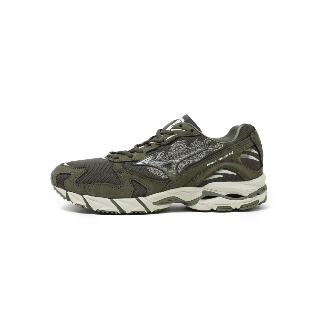 Mizuno X Maharishi wave rider us12, 男裝, 鞋, 波鞋 - Carousell