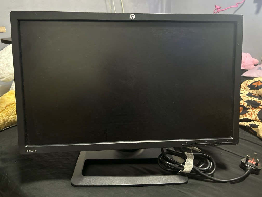 Monitor, Computers & Tech, Desktops on Carousell