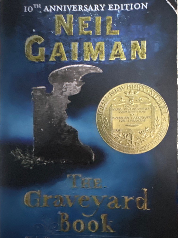 Neil Gaiman The Graveyard Book, Hobbies & Toys, Books & Magazines ...