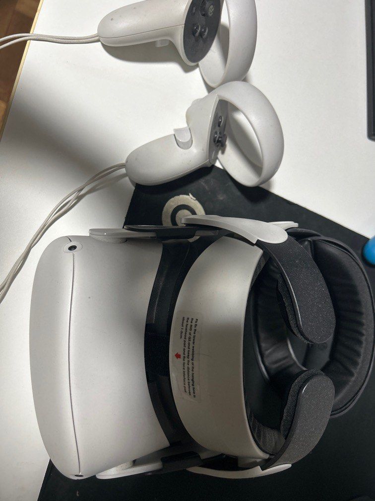 oculus quest 2 with bobo vr strap and anker cable(2 sets), Video Gaming ...