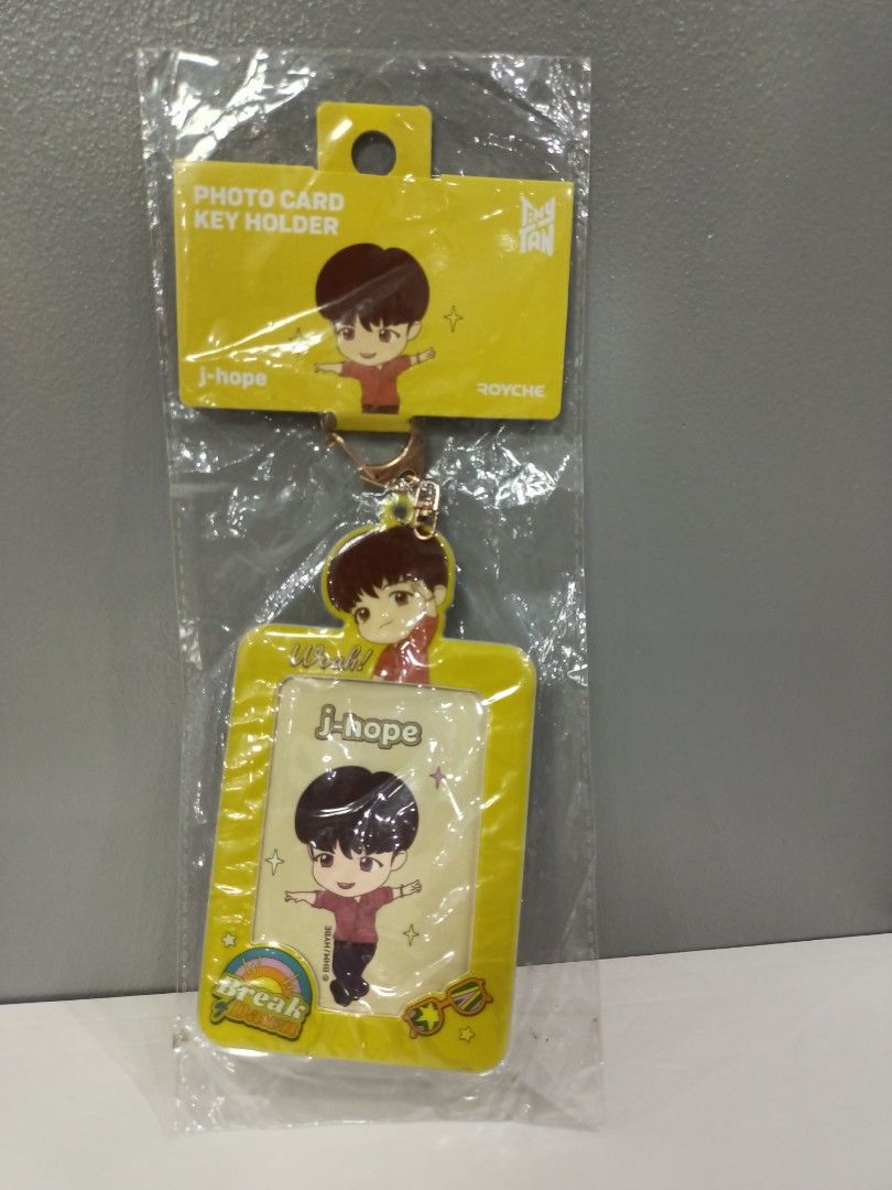 Official Tiny Tan Dynamite Photocard Keyholder, Hobbies & Toys, Memorabilia & Collectibles, Fan ...