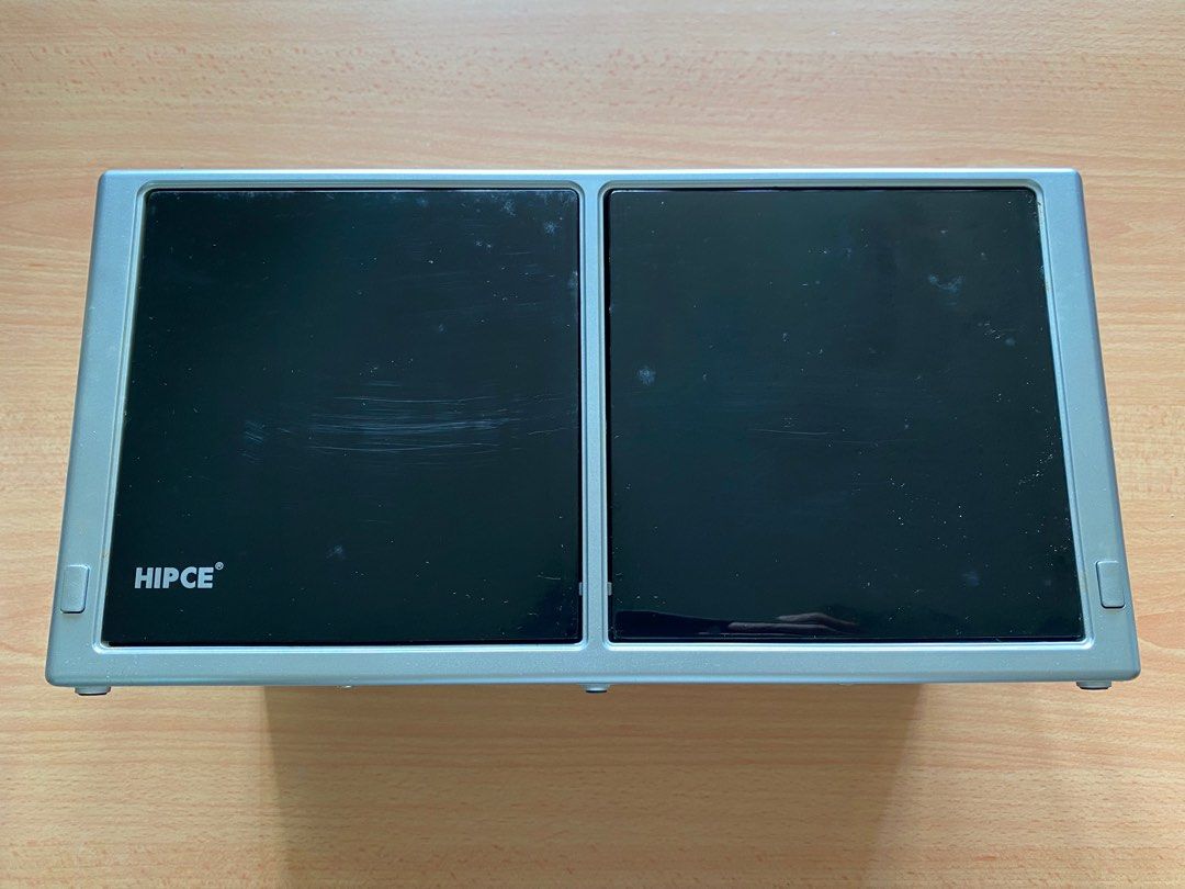 One touch CD box, Hobbies & Toys, Music & Media, CDs & DVDs on Carousell