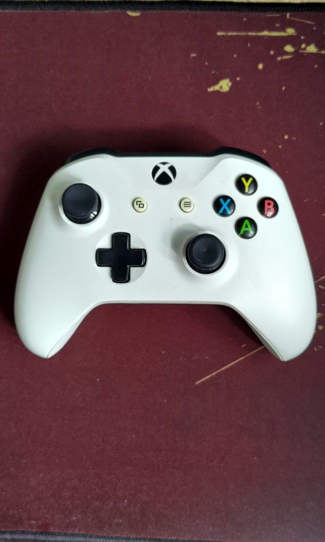 Original Xbox one controller, Video Gaming, Gaming Accessories ...