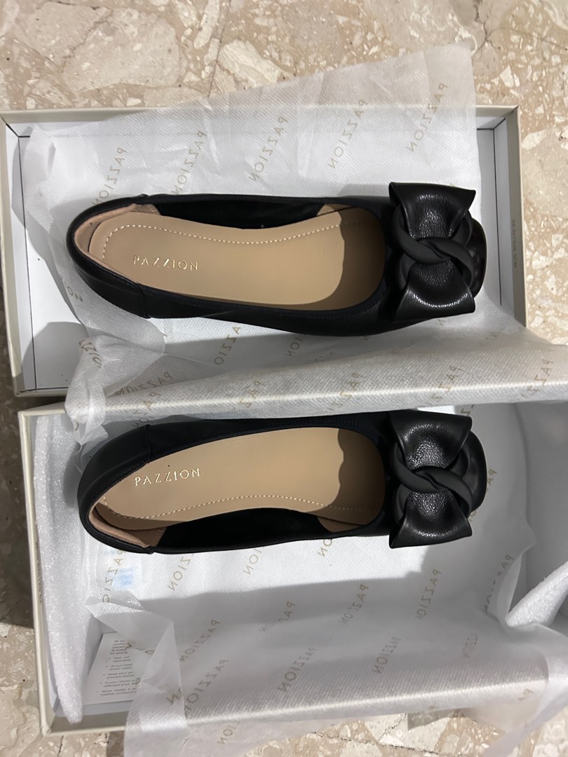 Pazzion flats, Women's Fashion, Footwear, Flats on Carousell