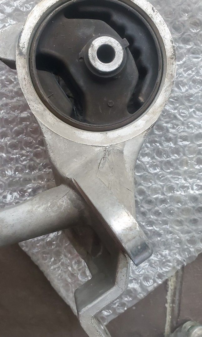 Perodua Kenari Engine Mounting, Auto Accessories on Carousell