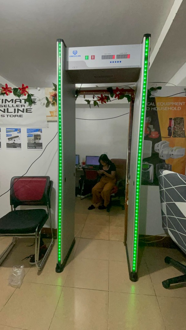 Pick Up Now Walk Through Metal Detector 6 Zones, Everything Else ...