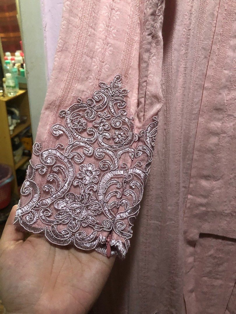 Qeyla Kurung by Qamraa, Women's Fashion, Muslimah Fashion, Baju Kurung ...