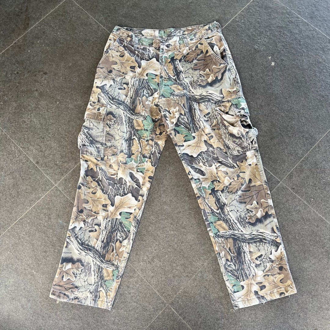 Real Tree Pants, Women's Fashion, Bottoms, Jeans on Carousell