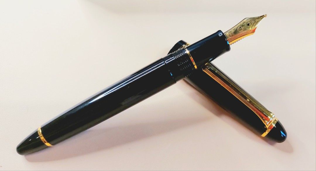Sailor 1911 S 14k Zoom nib fountain pen, Hobbies & Toys, Stationary ...