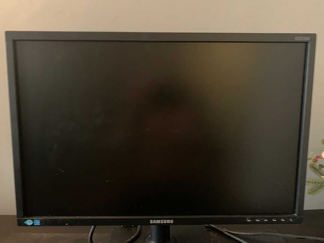 Samsung 24 inch Monitor rotatable S22C450, Computers & Tech, Parts ...