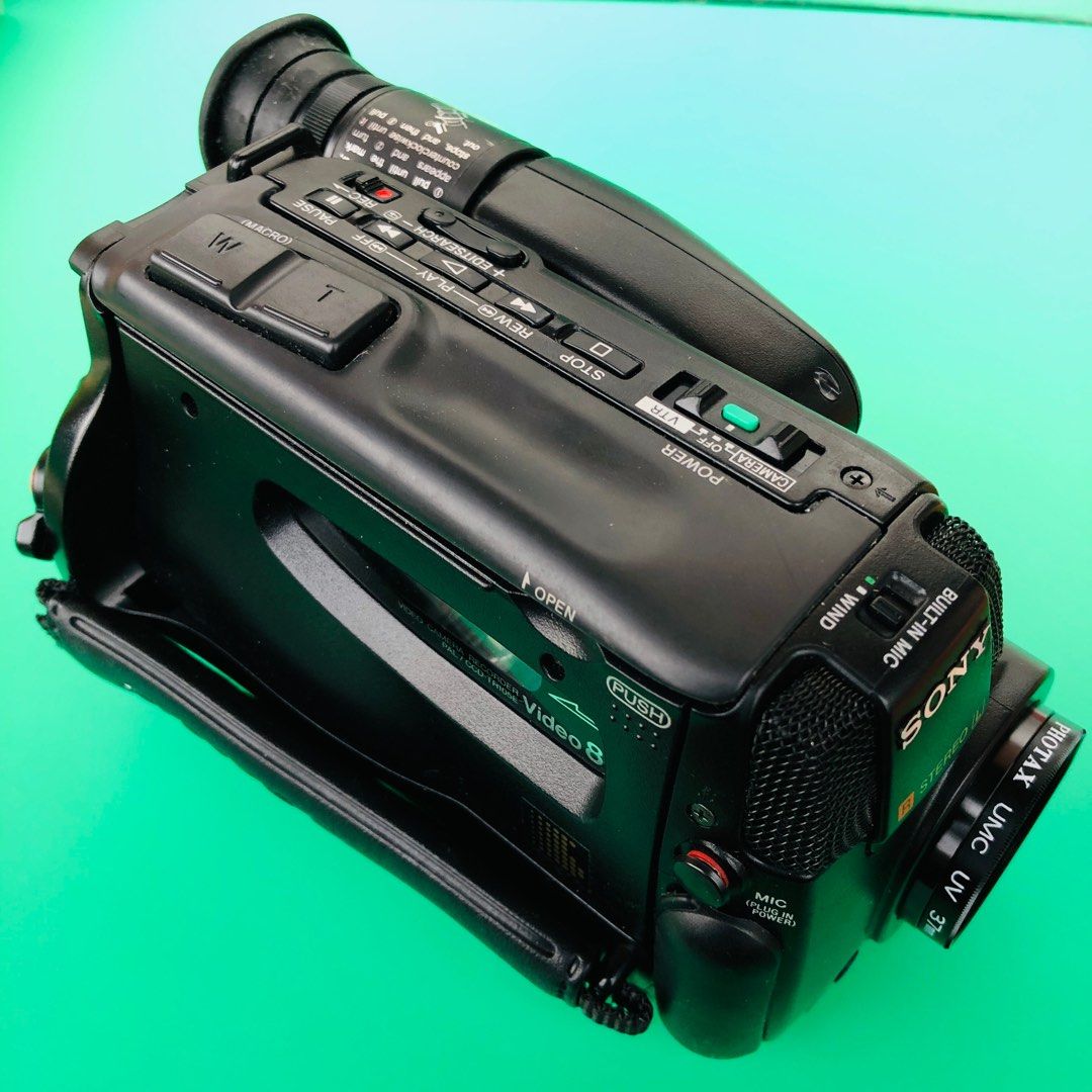 Sony Video 8 Handycam Camcorder, Photography, Cameras on Carousell