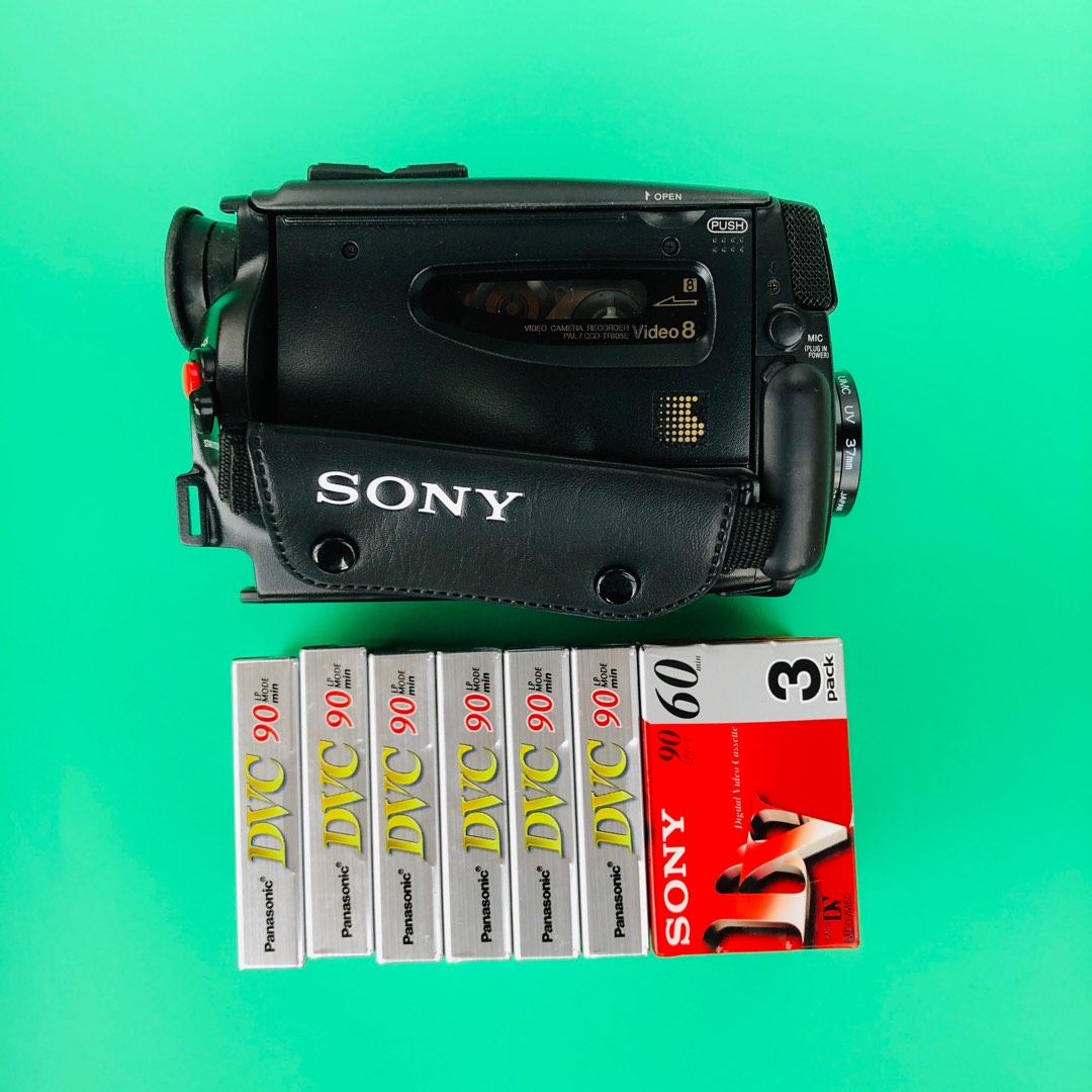 Sony Video 8 Handycam Camcorder, Photography, Cameras on Carousell