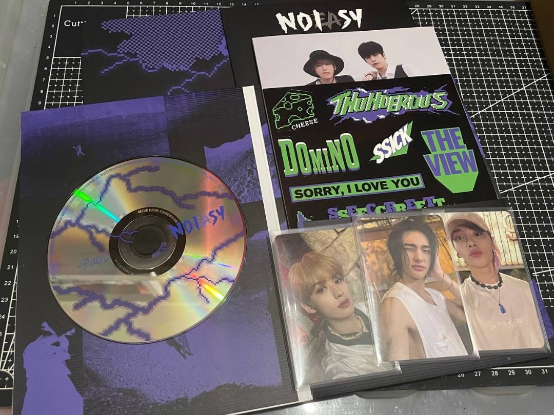 STRAY KIDS No Easy complete unsealed album purple ver., Hobbies & Toys ...