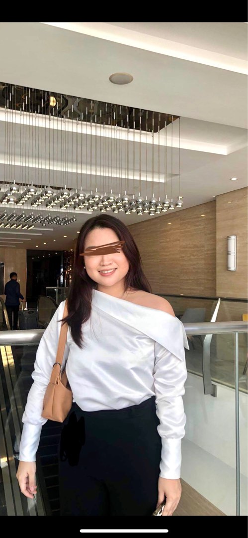 Tailored White Top (Half Off Shoulder), Women's Fashion, Tops, Blouses ...