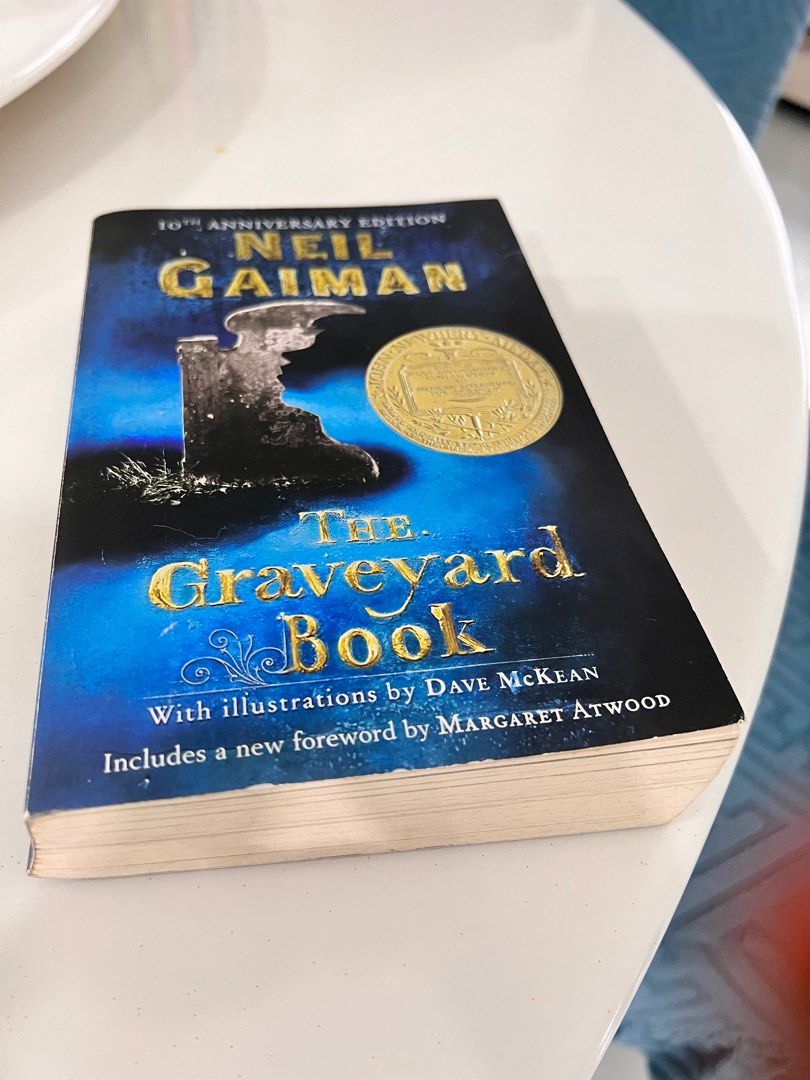 The Graveyard Book - Neil Gaiman, Hobbies & Toys, Books & Magazines ...