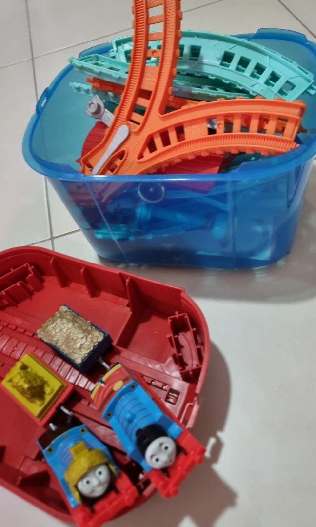 Thomas train set with 2 trains, Hobbies & Toys, Toys & Games on Carousell