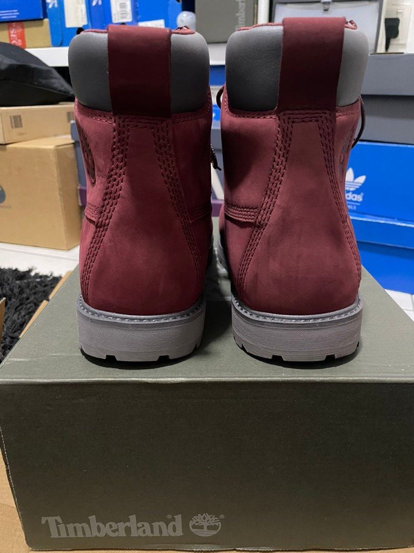 Timberland dark red, Men's Fashion, Footwear, Boots on Carousell