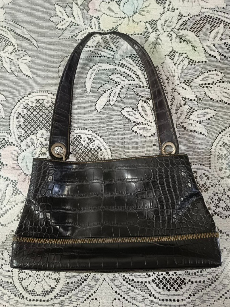 Tommy Hilfiger croc purse, Luxury, Bags & Wallets on Carousell