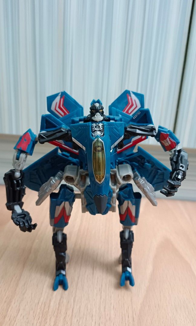 Transformers Dark Of The Moon Mechtech Deluxe Class Thundercracker Hobbies And Toys Toys And Games