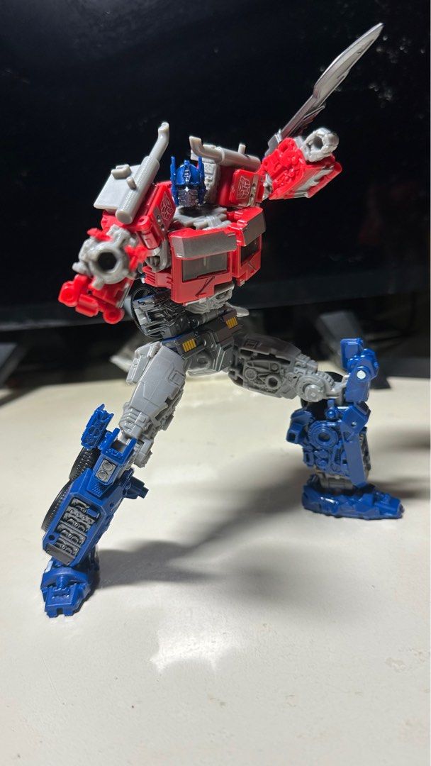 Transformers SS-102 Optimus prime studio series, Hobbies & Toys, Toys ...