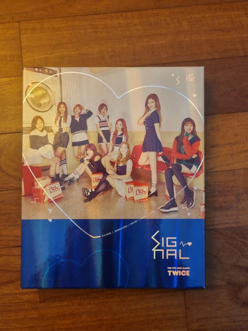 twice signal album (unsealed), Hobbies & Toys, Music & Media, Music ...