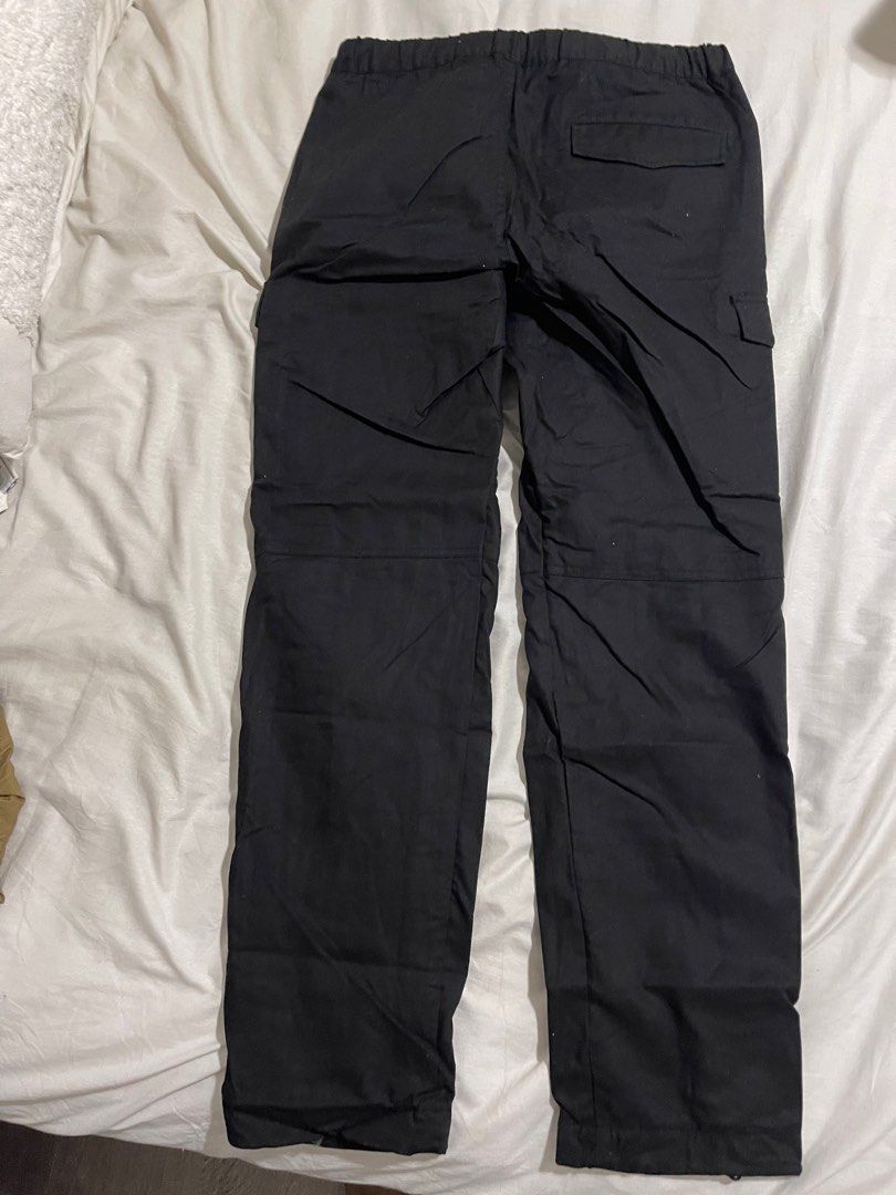 Uniqlo Cargo pants, Men's Fashion, Bottoms, Trousers on Carousell