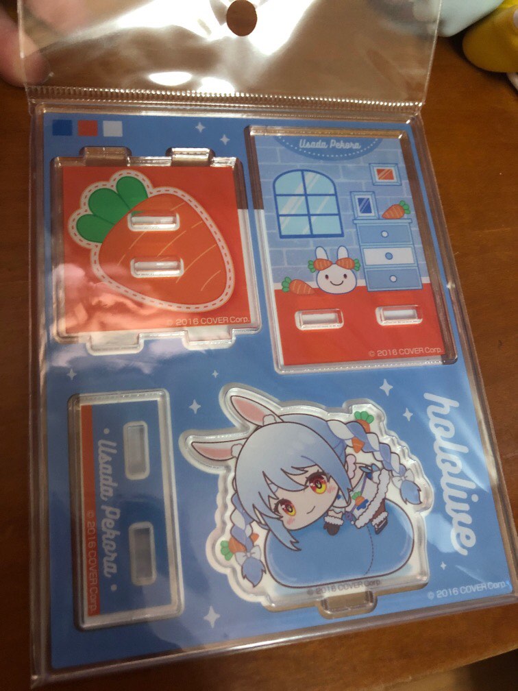 Usada Pekora Acrylic Room Stand Hololive Hug Meets, Hobbies & Toys ...