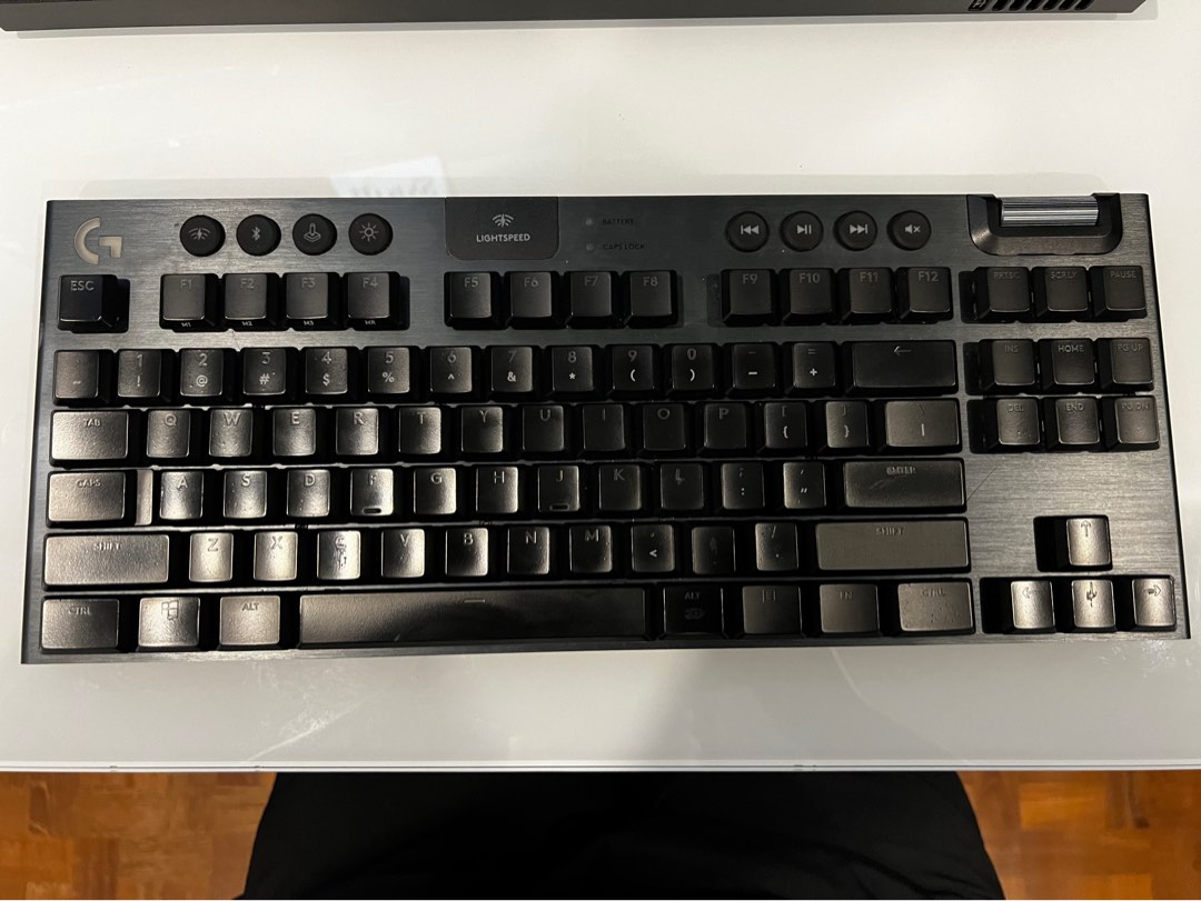 Used Logitech Wireless G915 TKL Clicky, Computers & Tech, Parts ...