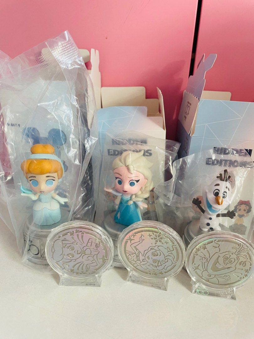 WTS Disney 100 years of wonder wave 1 collectable trophy with medal ...