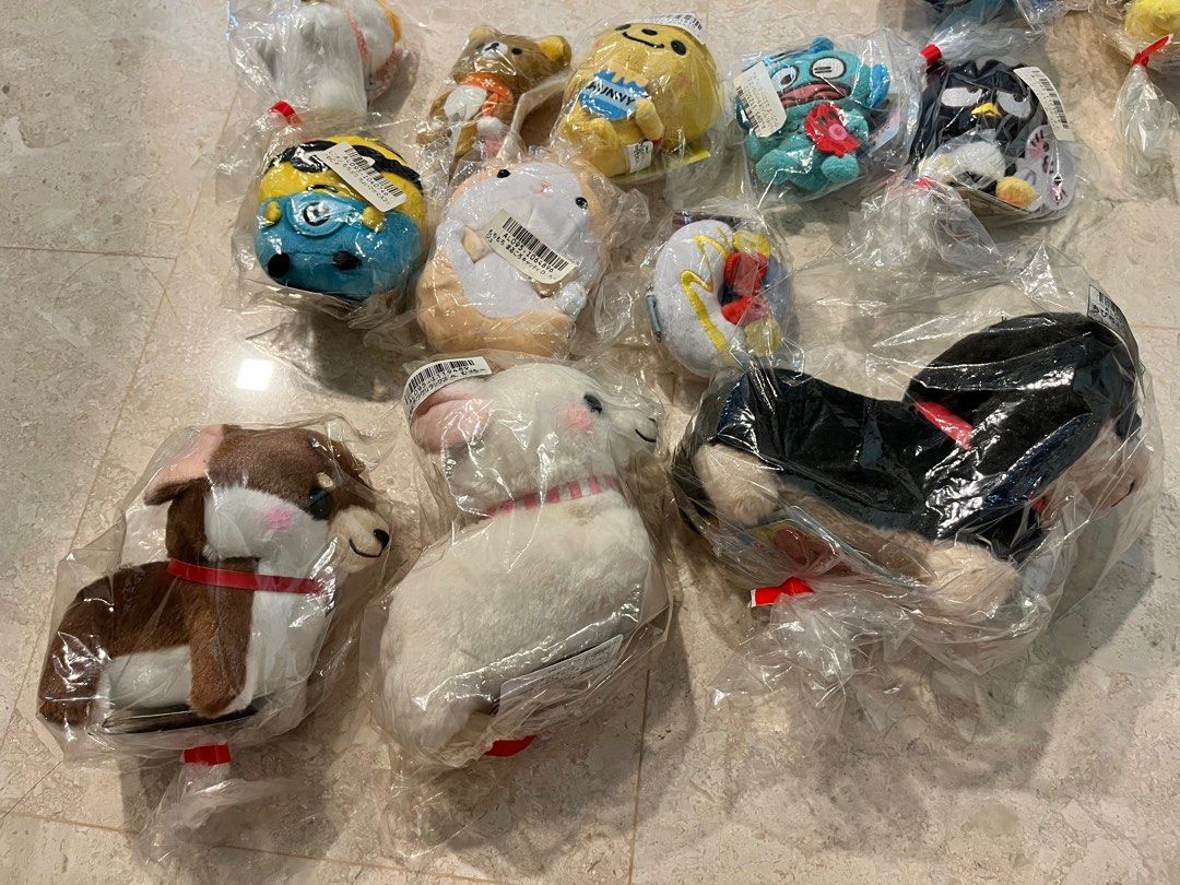 WTS Toreba crane game claw machine plush soft toy keychain authentic ...