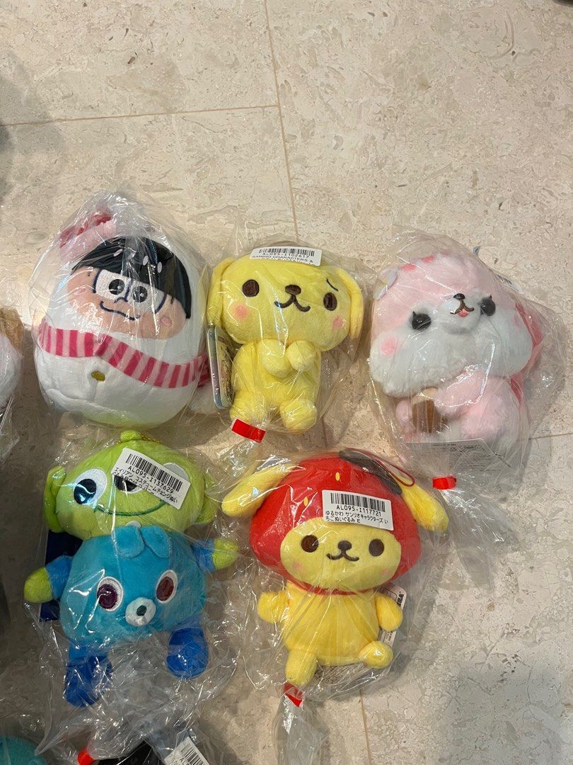 WTS Toreba crane game claw machine plush soft toy keychain authentic ...
