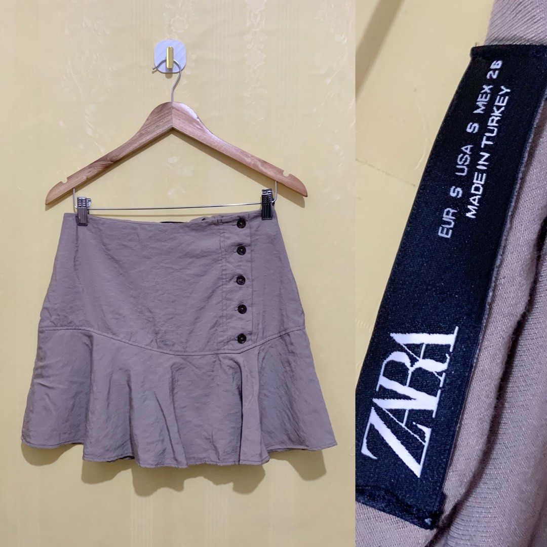 Zara Skort, Women's Fashion, Bottoms, Skirts on Carousell