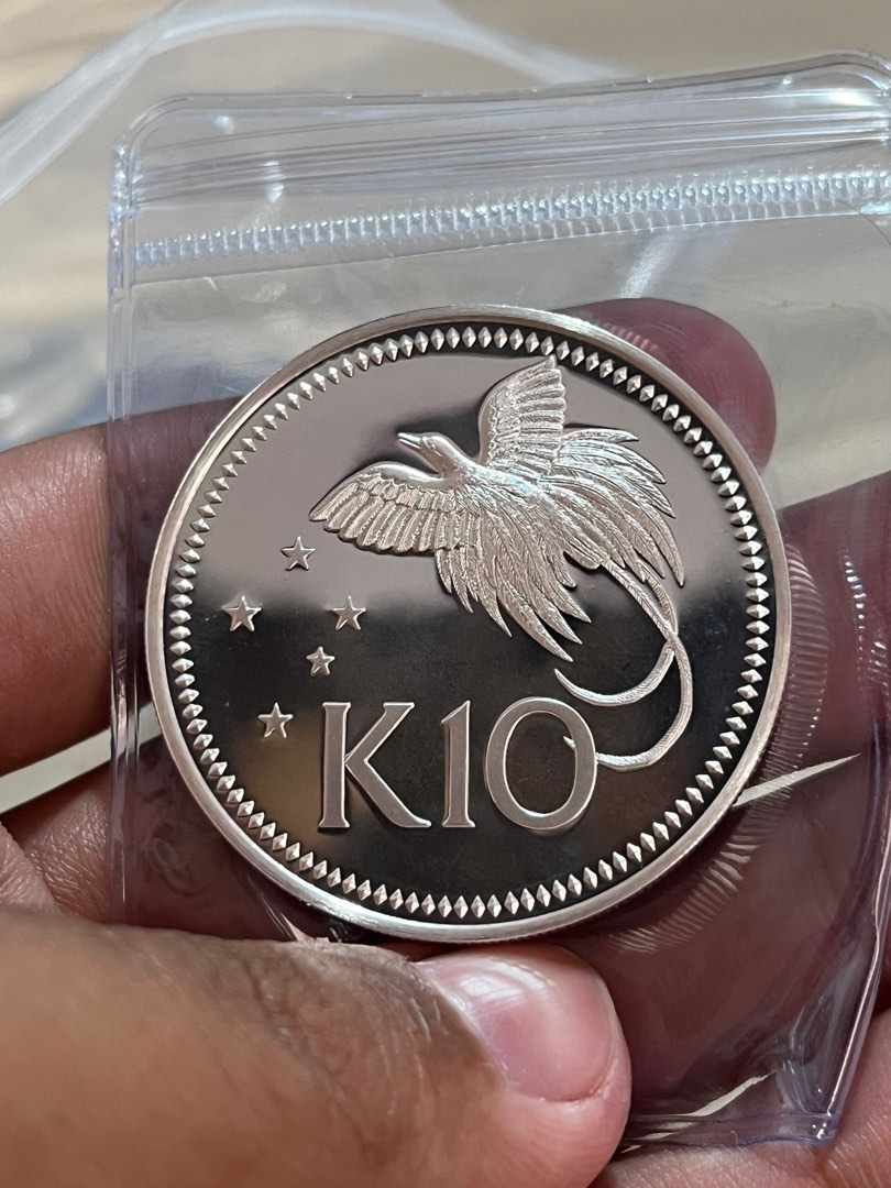 10 and 5 kina big silver coins, Hobbies & Toys, Memorabilia ...